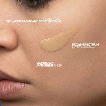 Broad Spectrum Sunscreen for Oily Skin - La Roche-Posay Australia